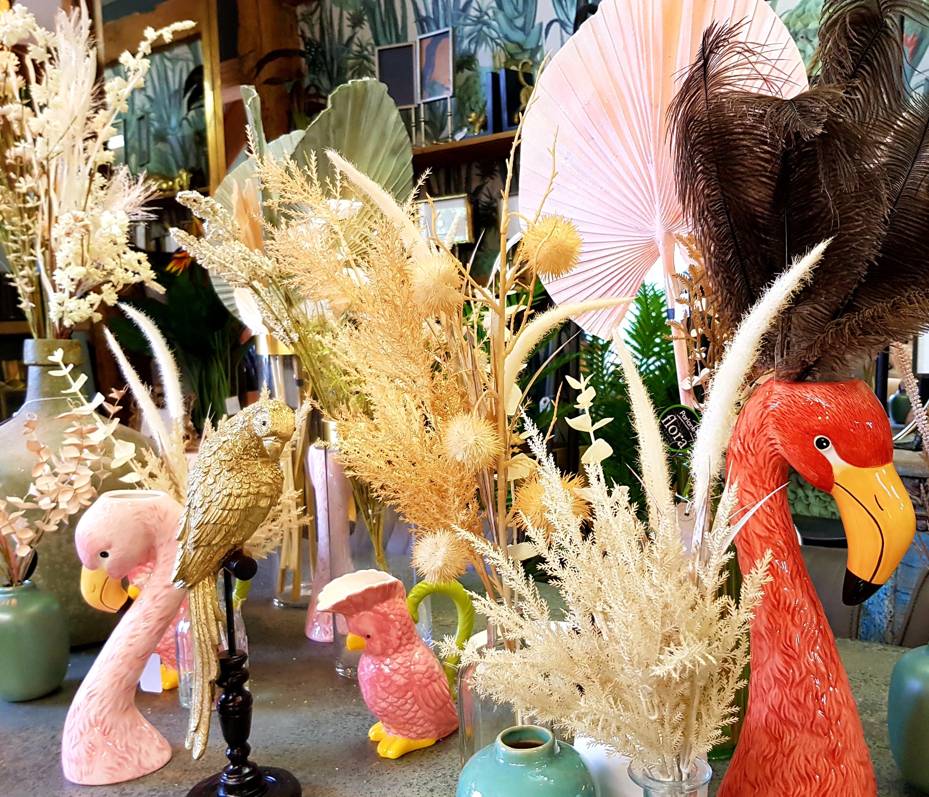 Accessories – Tang & Co.